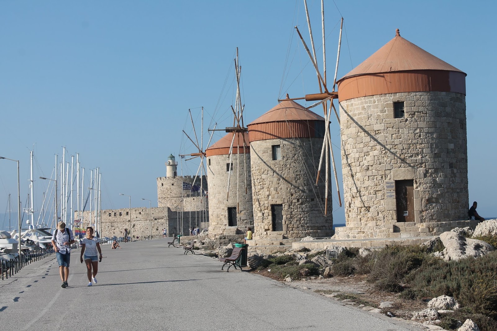 lindas allehanda: Kolossen på Rhodos