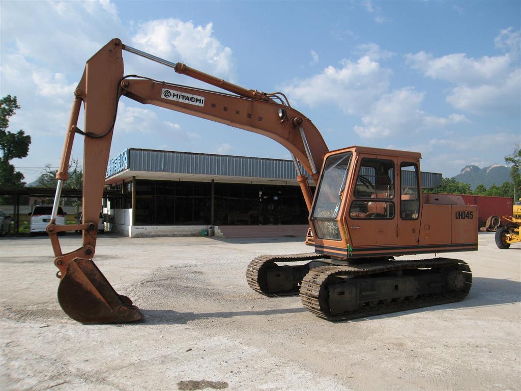 SOON SENG LEE HEAVY EQUIPMENT PLT: Hitachi UH045-7 Hydraulic Excavator