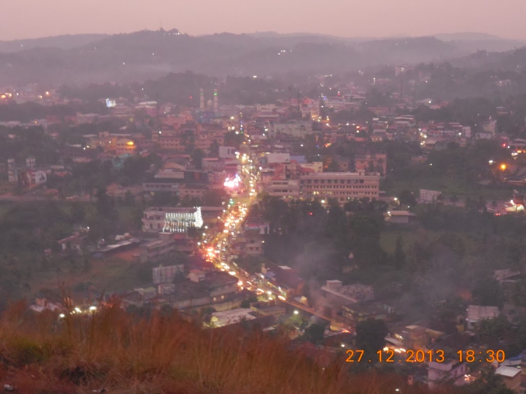 View Of Pathanamthitta Town from Chuttippara - TravelersOutlook ...