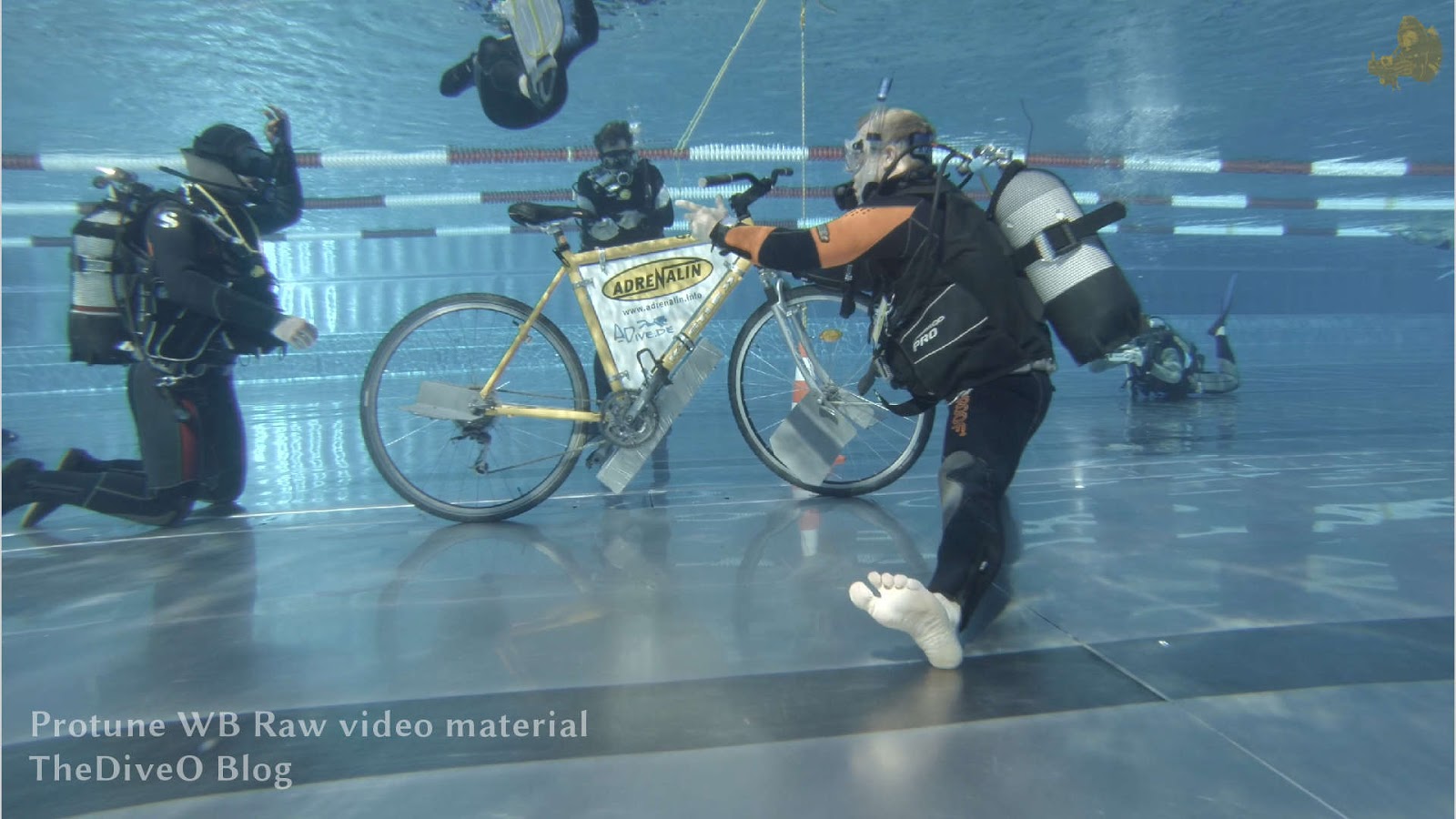 TheDiveO/Int'l: Helpful Hero 3 Practice Above + Below the Waterline