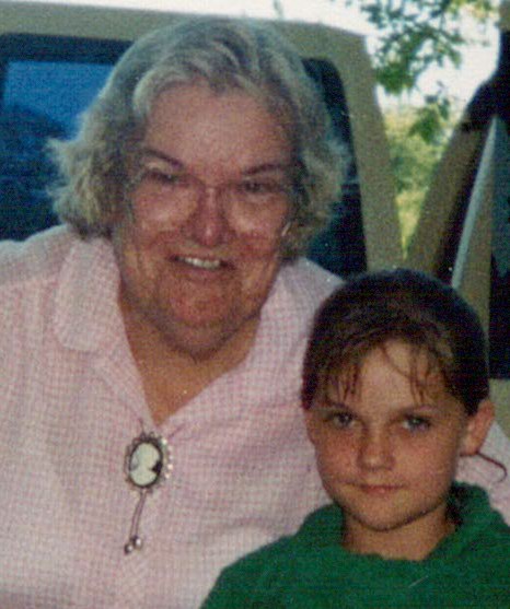 Jennifer Benevides's Instagram, Twitter & Facebook on IDCrawl