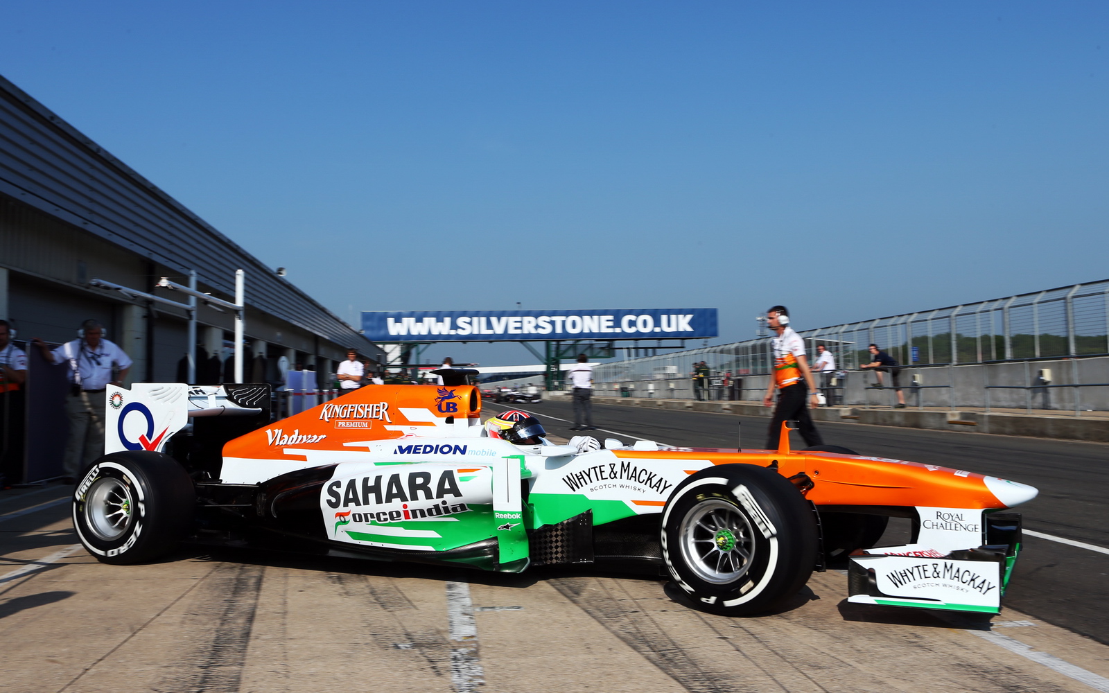 2013 SILVERSTONE TEST: DAY 1 IN HIGH RESOLUTION IMAGES - FORMULA 1