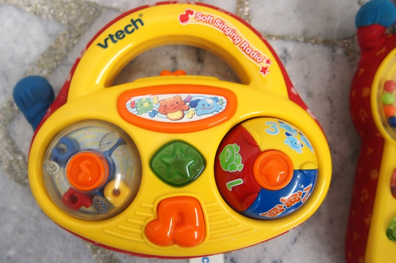 JuaiMurah: Vtech Soft Singing Radio & Soft Singing Phone