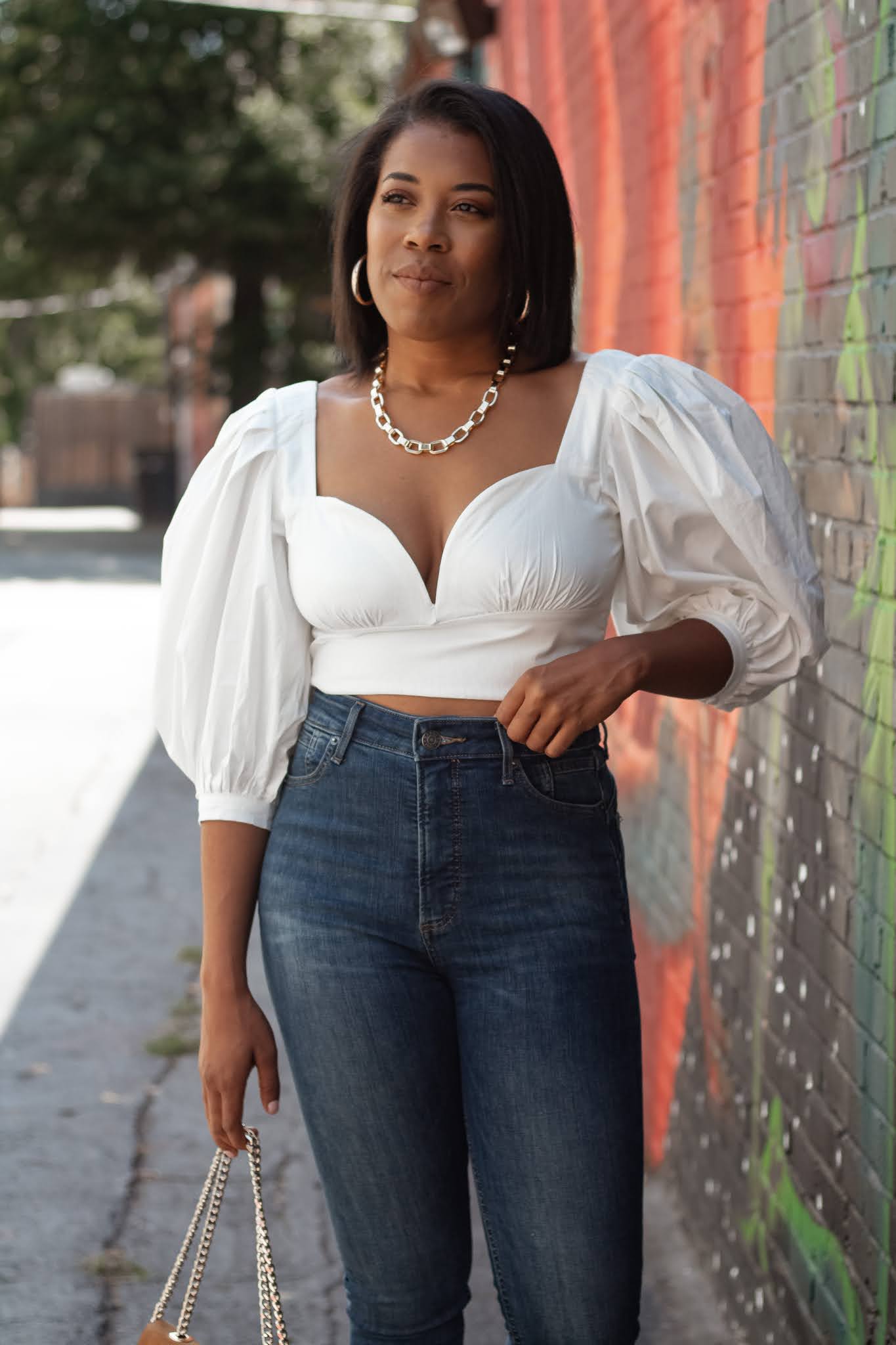 Favorite White Tops | The Savvy Singer
