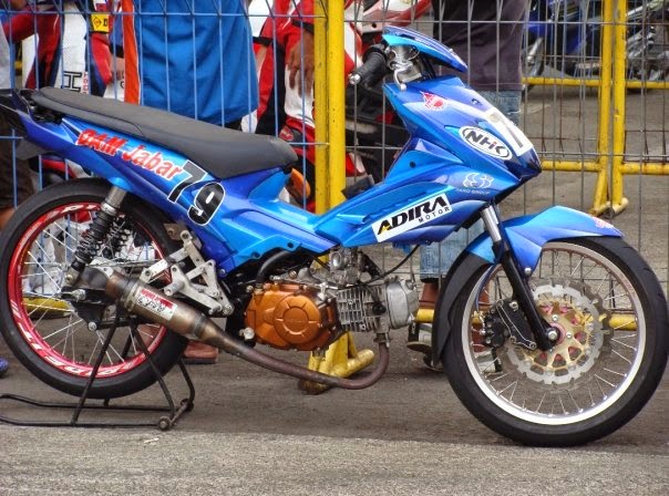 Dunia Modifikasi: Kumpulan Foto Modifikasi Honda Blade Terbaru
