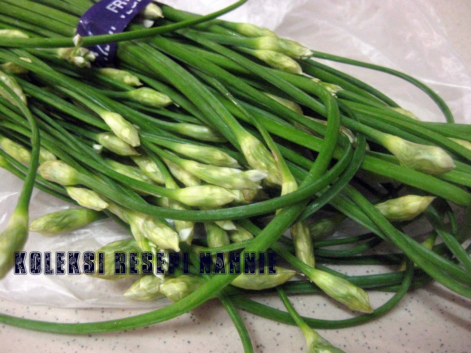 RESEPI NENNIE KHUZAIFAH: SAYUR KUCAI BUNGA TUMIS SOS TIRAM