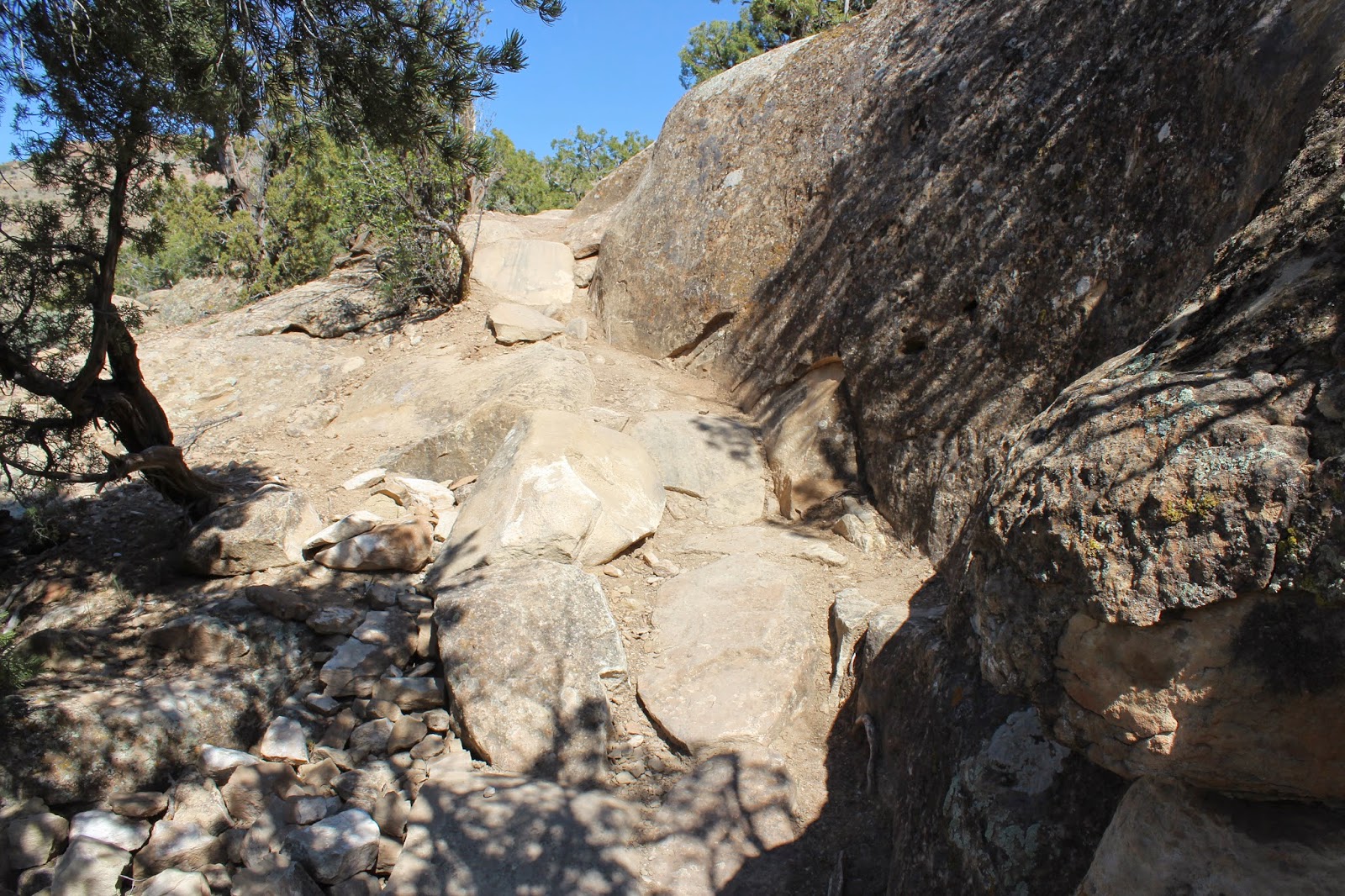 gjhikes.com: Palisade Rim Lower Loop