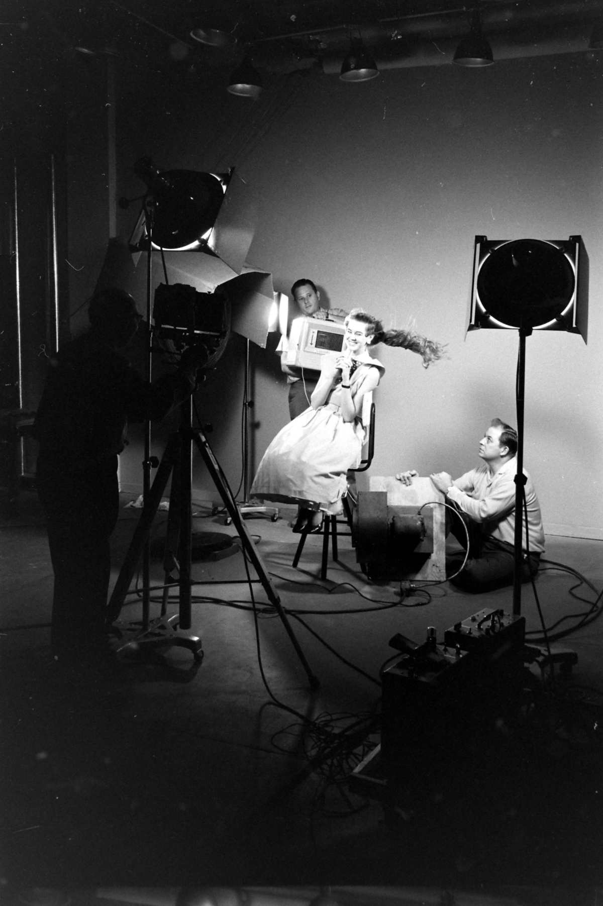 Behind The Scenes Photographs From A 1950s Casting Call For A Long Haired Model ~ Vintage Everyday