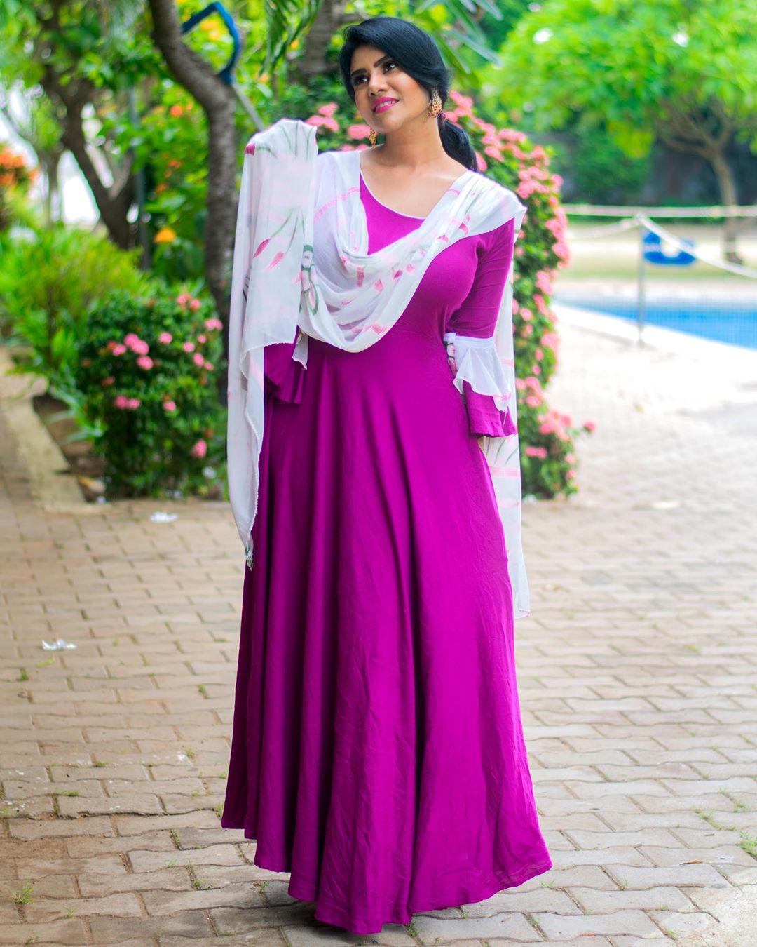 Nivisha Hot Navel Photos Collection Instagram, Serial Stills