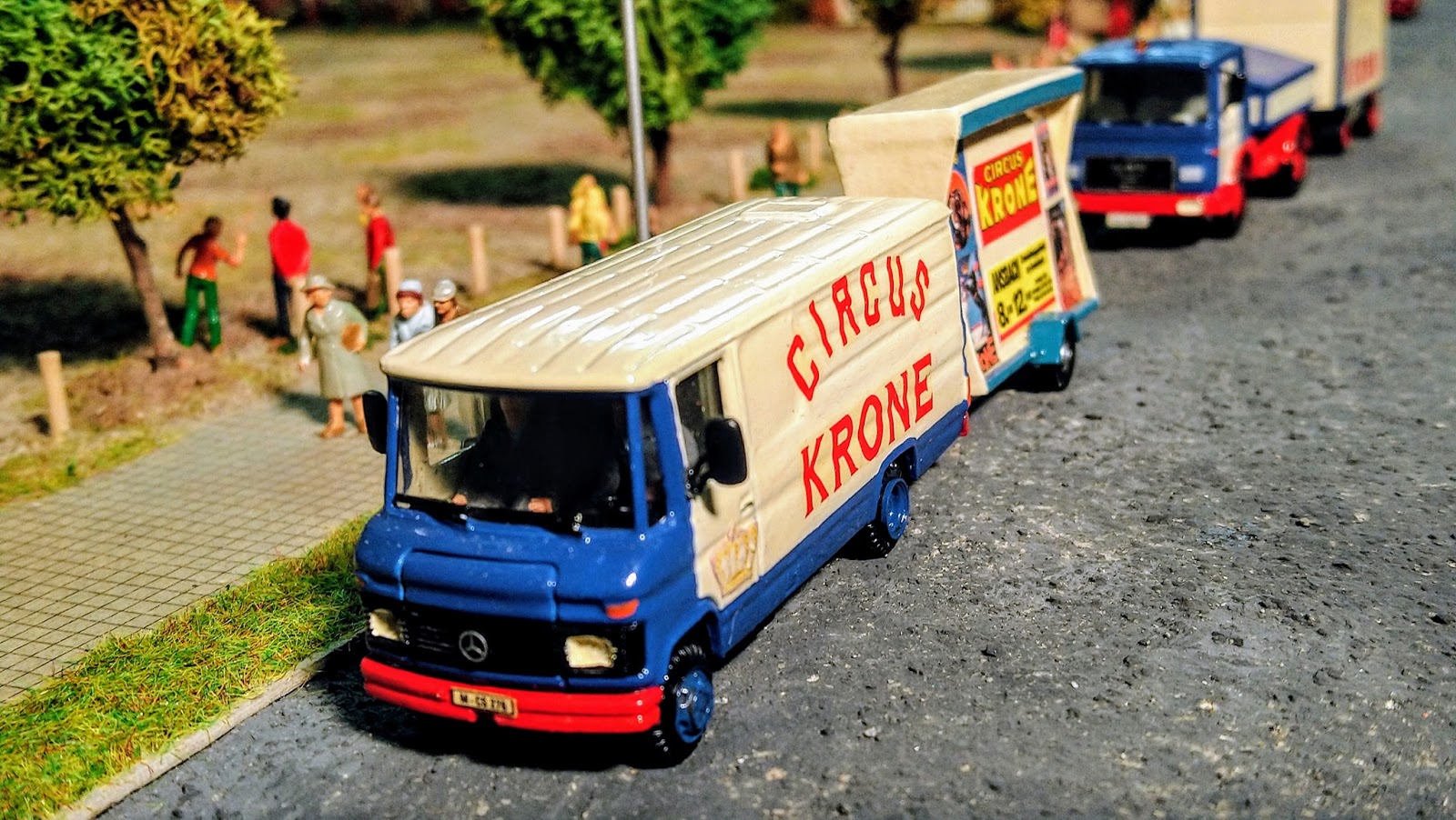 Circusmodellbau: Circus Krone 1:87