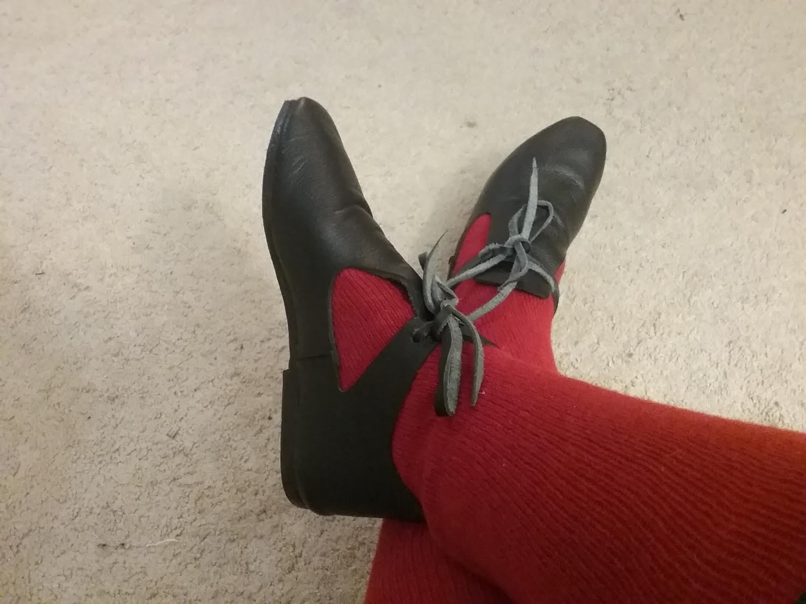 New Medieval & Renaissance Shoes | Beth's Bobbins