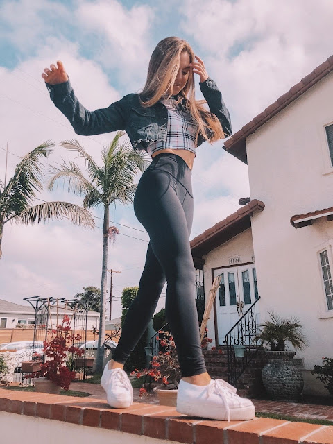 PHOTOSHOOT IDEAS FOR GIRLS | Curvyville