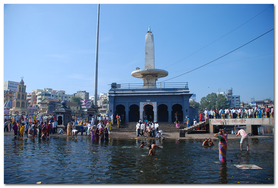 Divya Darisanam: Temples in and around Shirdi/Ahmednagar/Nasik: