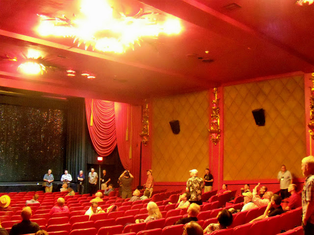 Los Angeles Theatres: Fine Arts Theatre