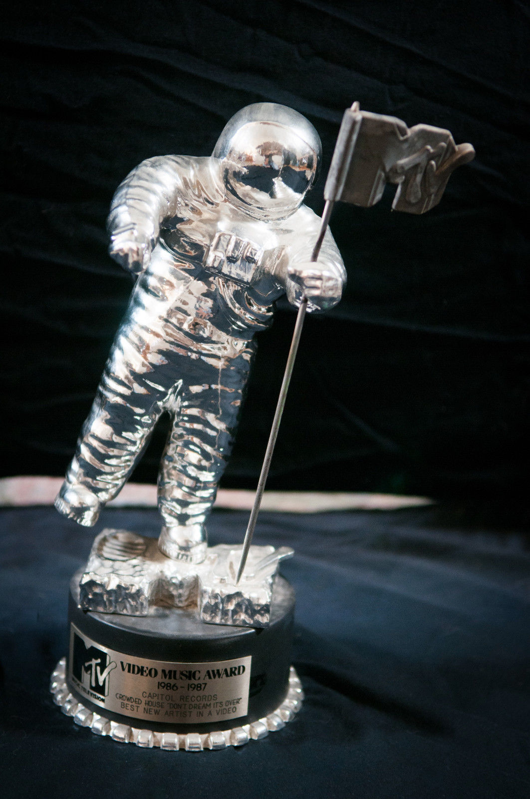 Brite Vintage: Vintage MTV Moonman Award *1986-1987 CROWDED HOUSE Best ...