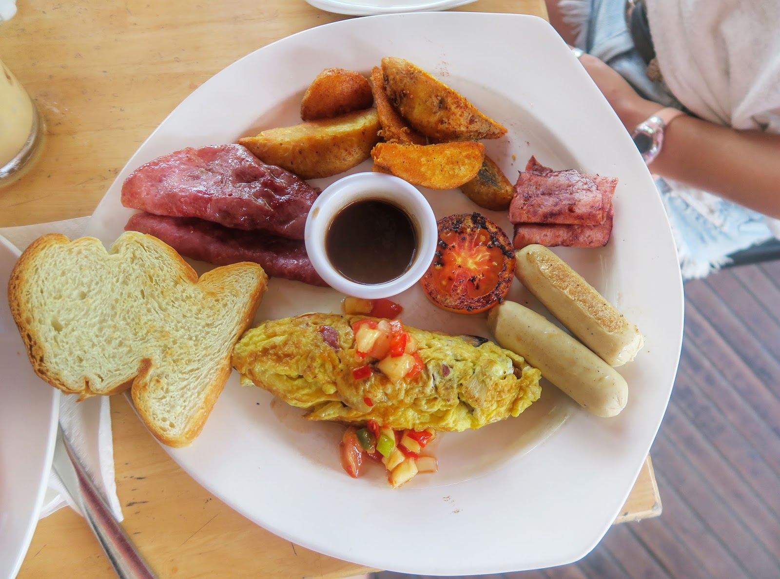 Exploring Kuta | Bali, Indonesia | Wanderlust Beauty Dreams