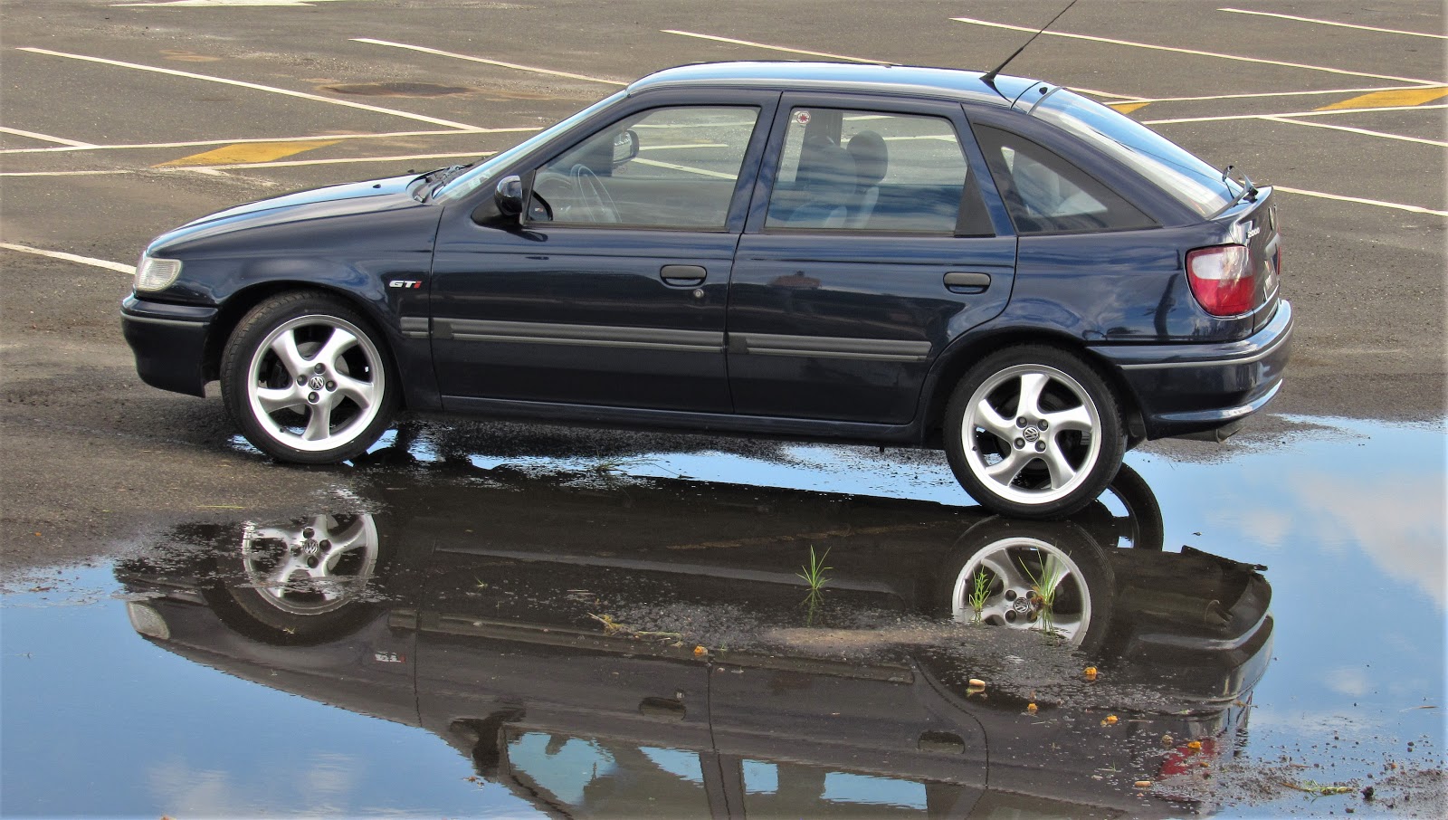 A sensação de guiar o Volkswagen Pointer GTi 1996!