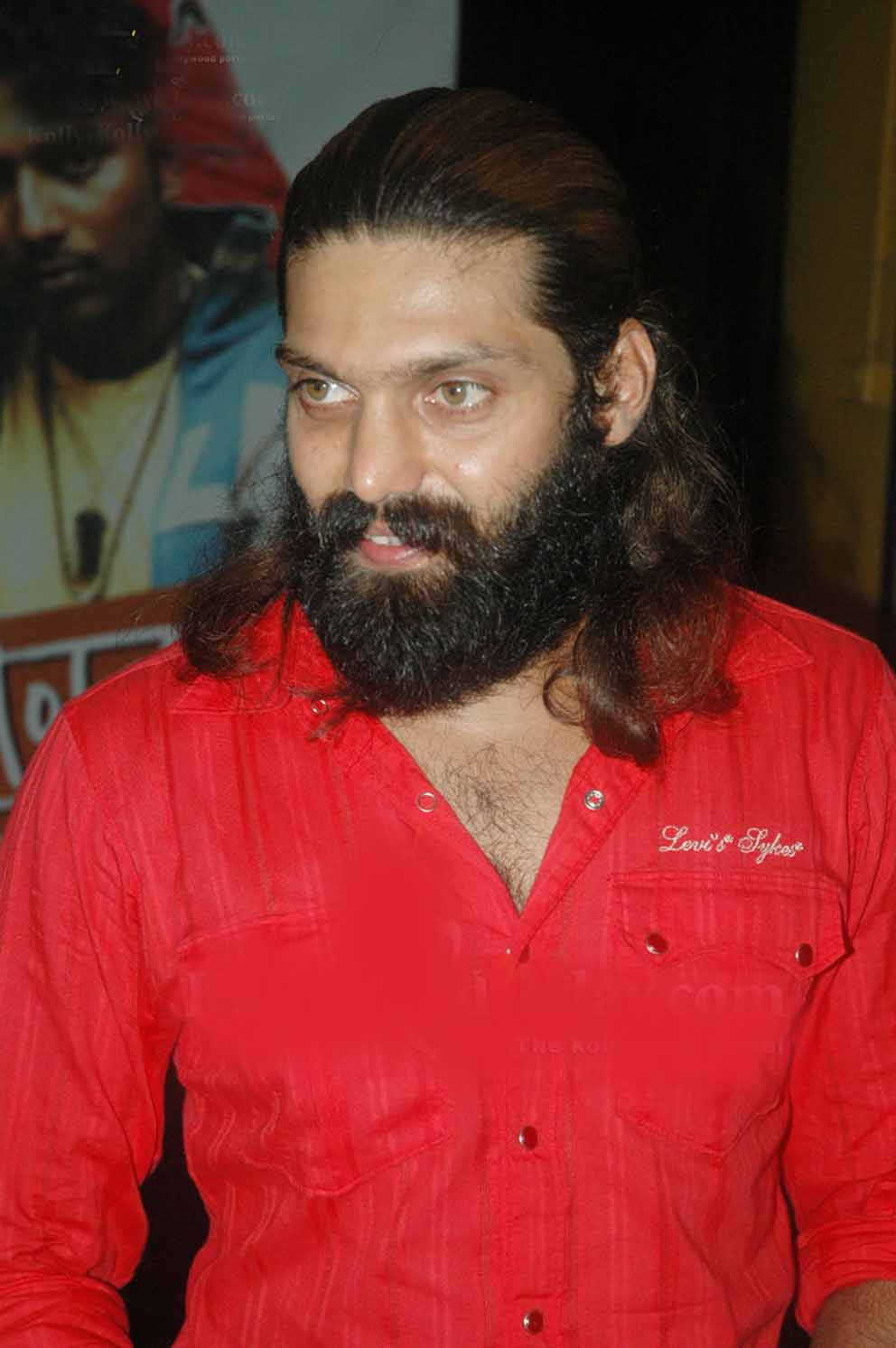 Bollywood Actor Photos: Arya (actor) Hot Photos Wallpapers Videos ...