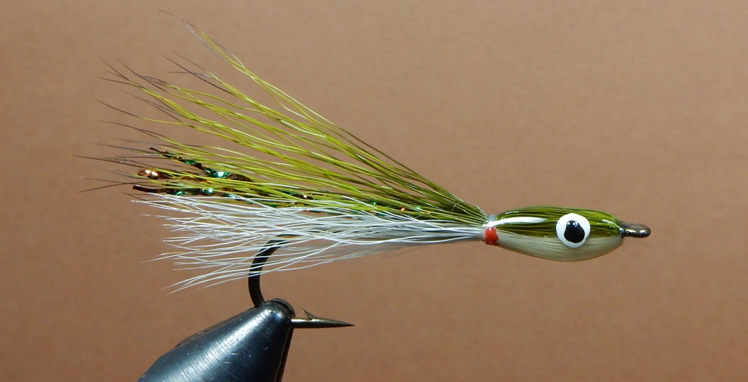 Flytying: New and Old: Emerald Shiner - Thunder Creek Streamer