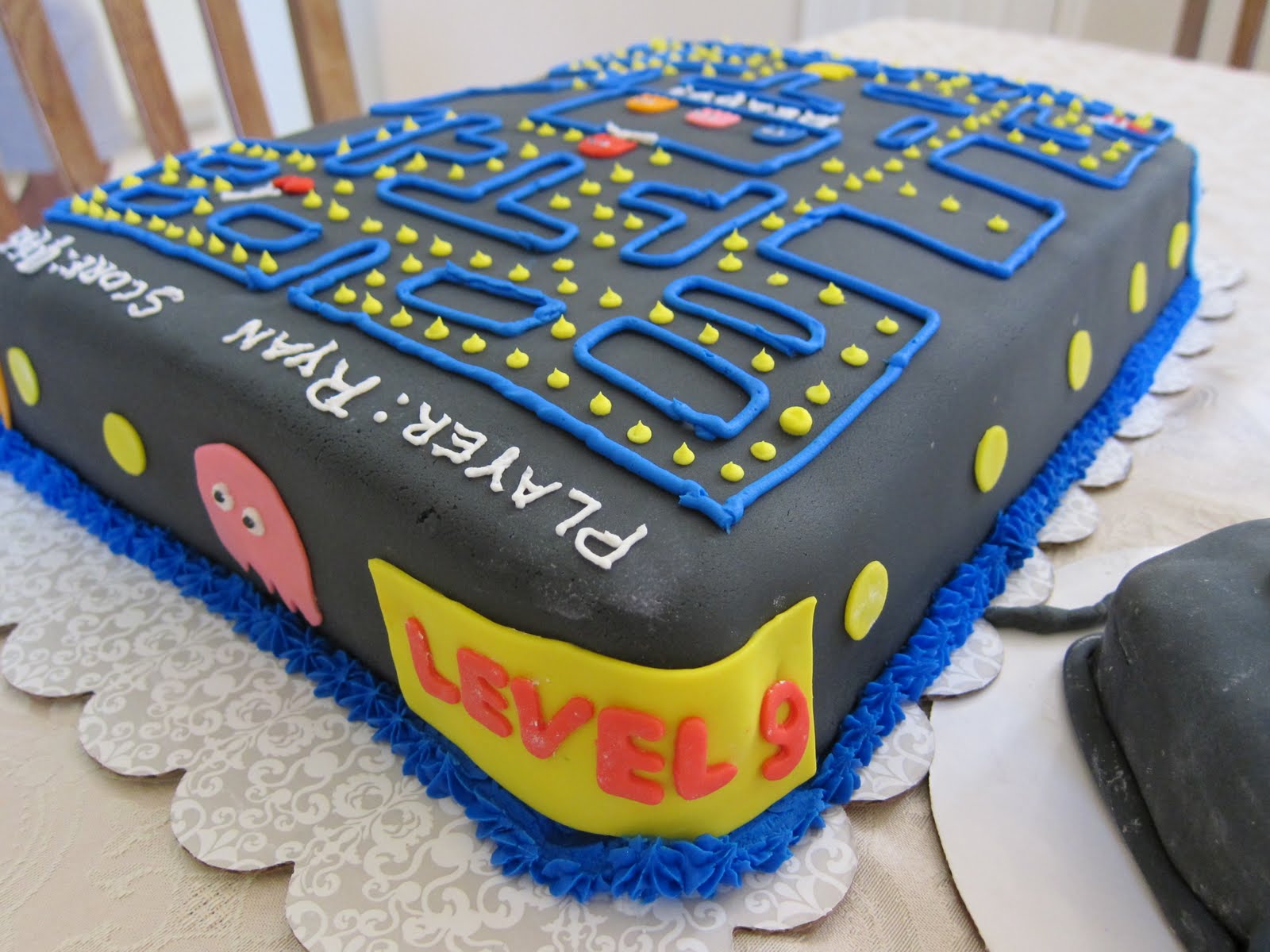 Claudia's cakes: Pac Man Cake