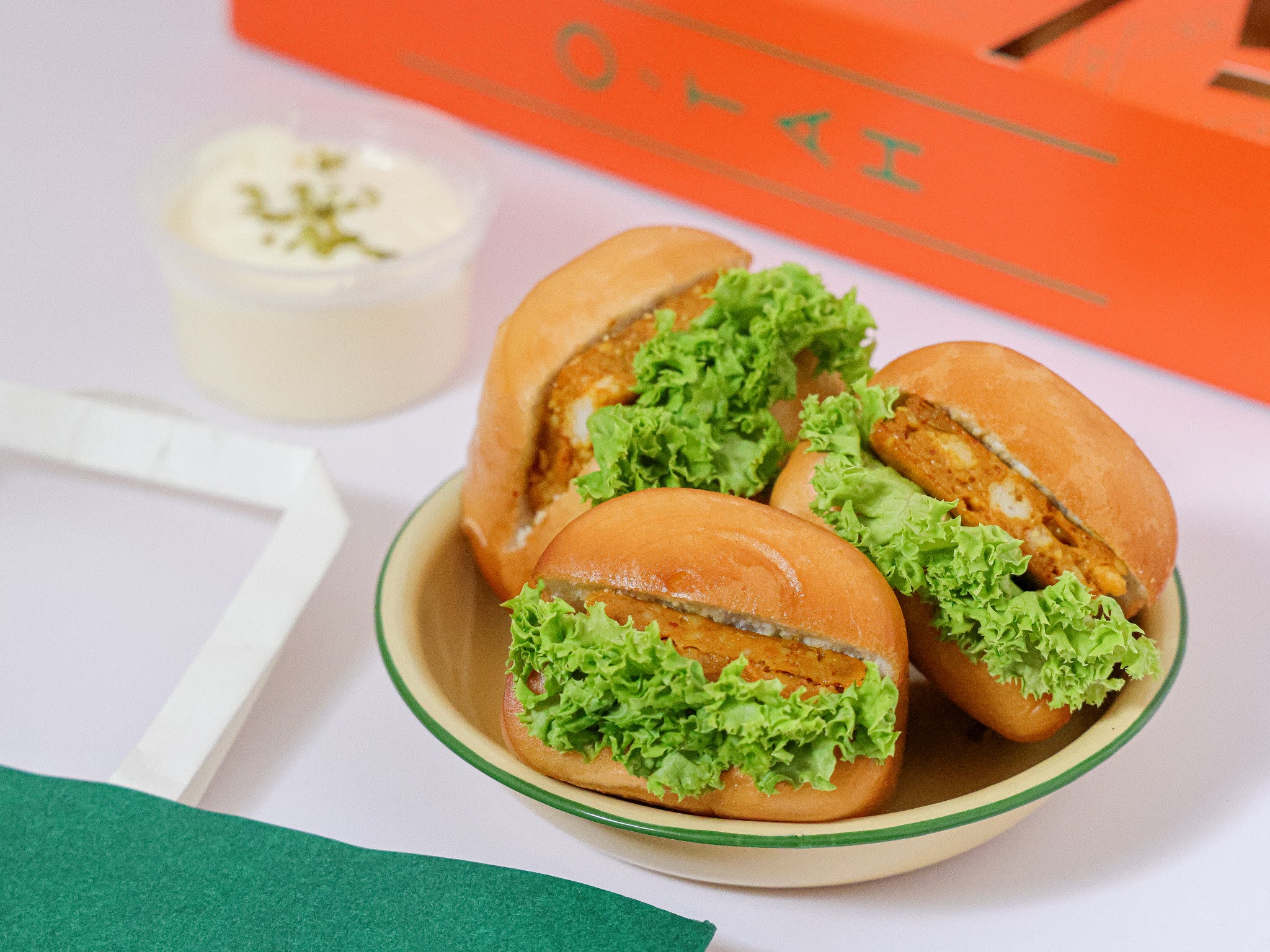 PinkyPiggu: Lee Wee & Brothers Launches NEW Otah Mantou!