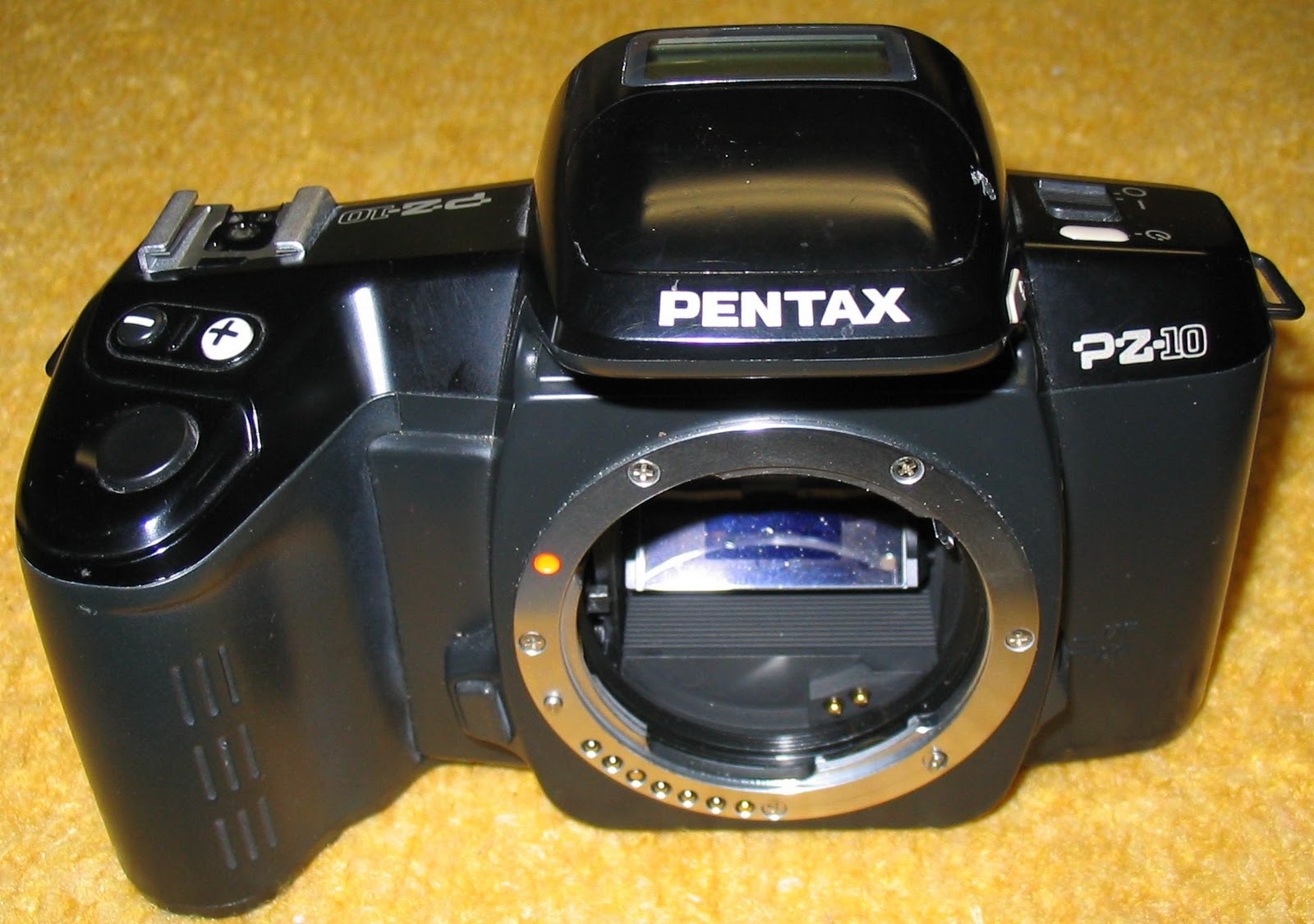 The Chens: Pentax PZ-10 35mm AF SLR Camera