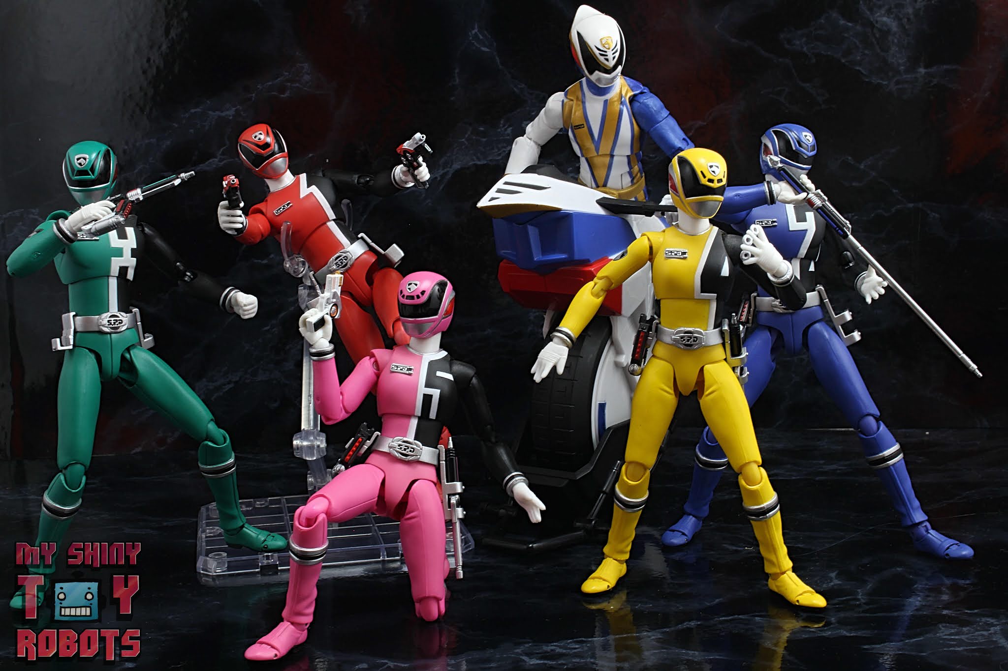 My Shiny Toy Robots: Toybox REVIEW: Power Rangers Lightning Collection ...