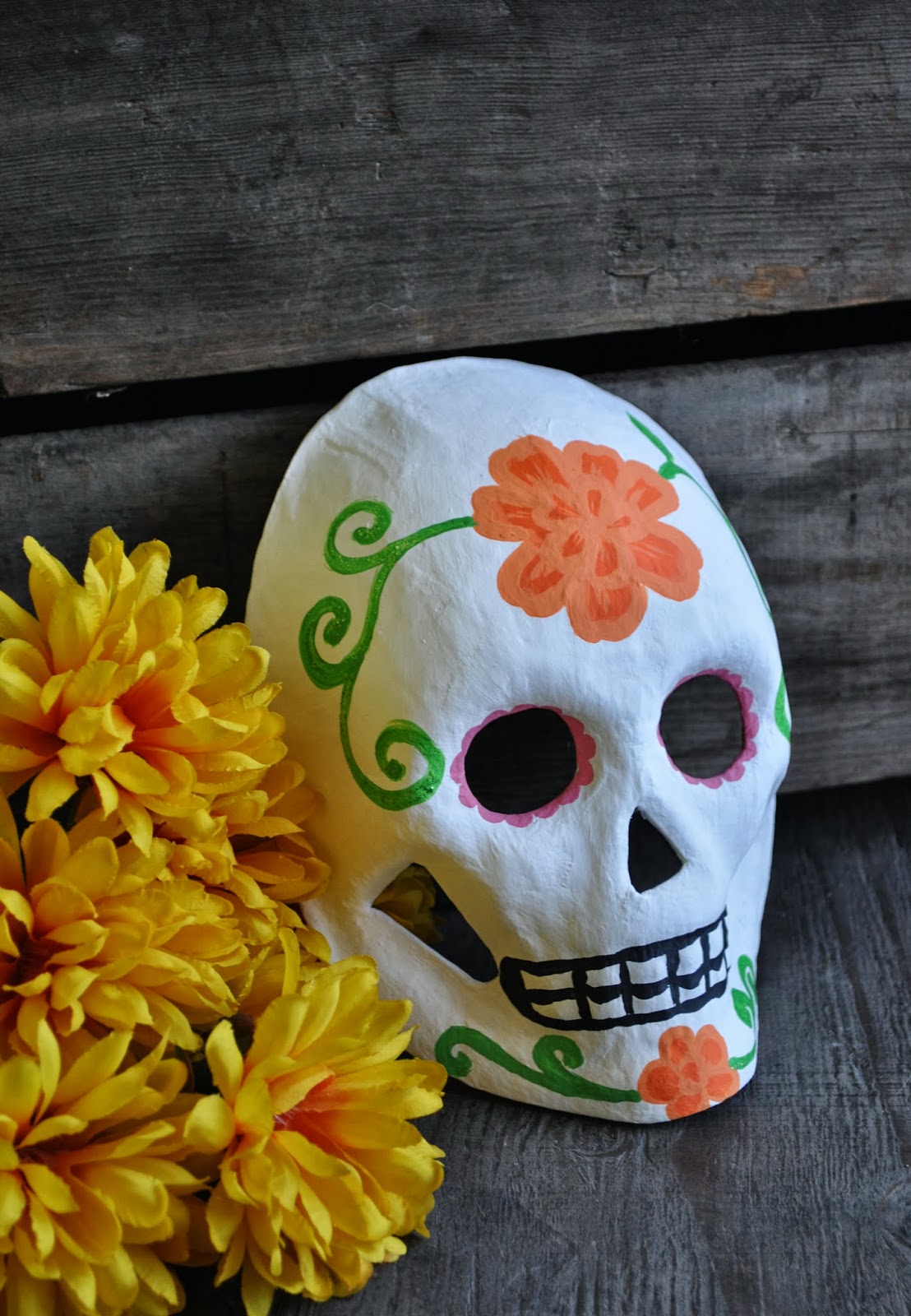 Artelexia: Day of the Dead DIY #20: Sugar Skull Mask Workshop