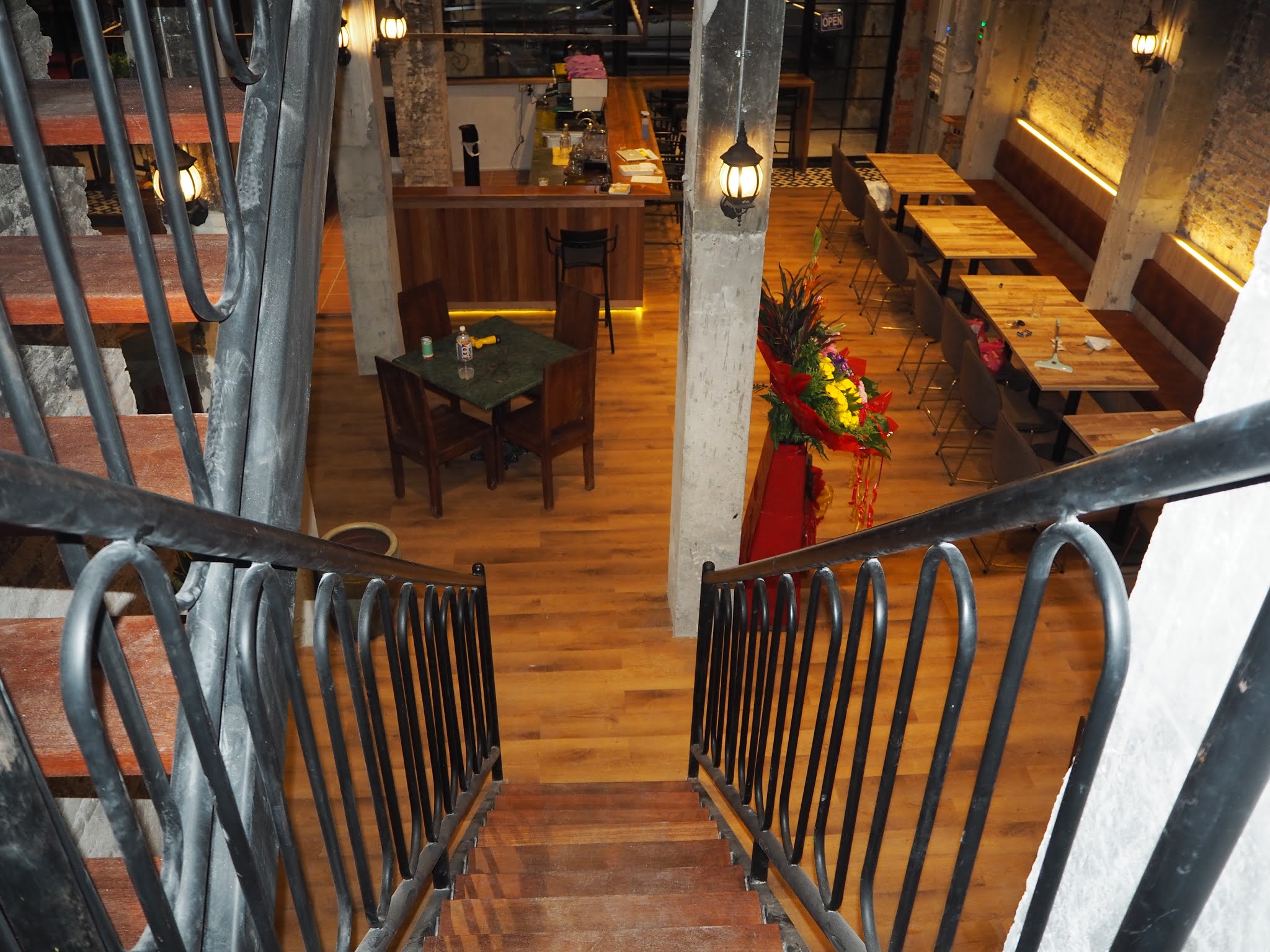 THE NEW LIGHT CAPTURE BISTRO, CAFE AND RESTAURANT IS NOW OPEN! FOUNDED ...