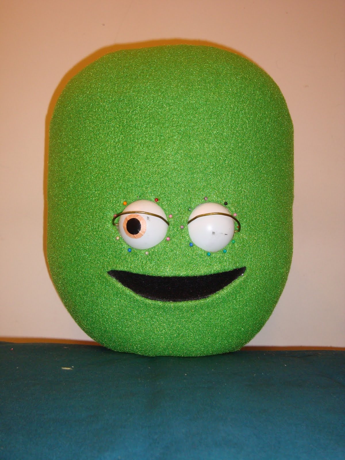 Double Rainbow Puppets: Green Guy Fabric-ed