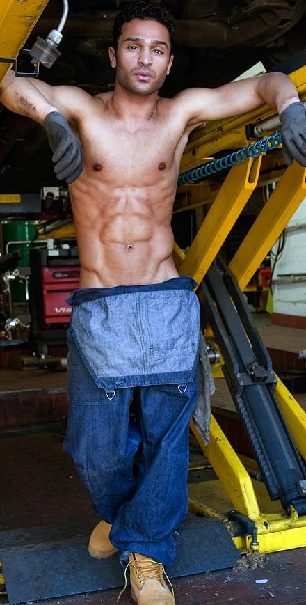 DAVID DUST: Labor Day Weekend: Men At Work