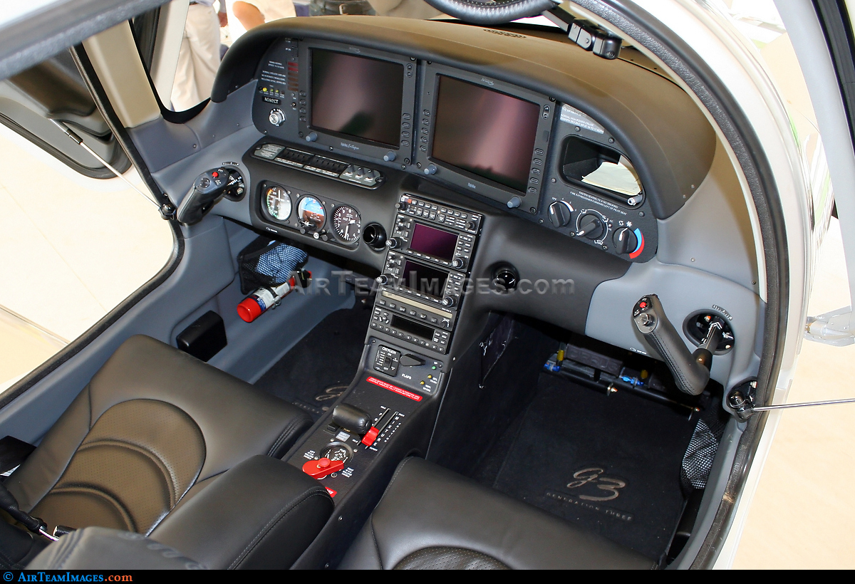 AEROMARANHAO: Cirrus SR 22 - Conheça o avião que já vem com paraquedas