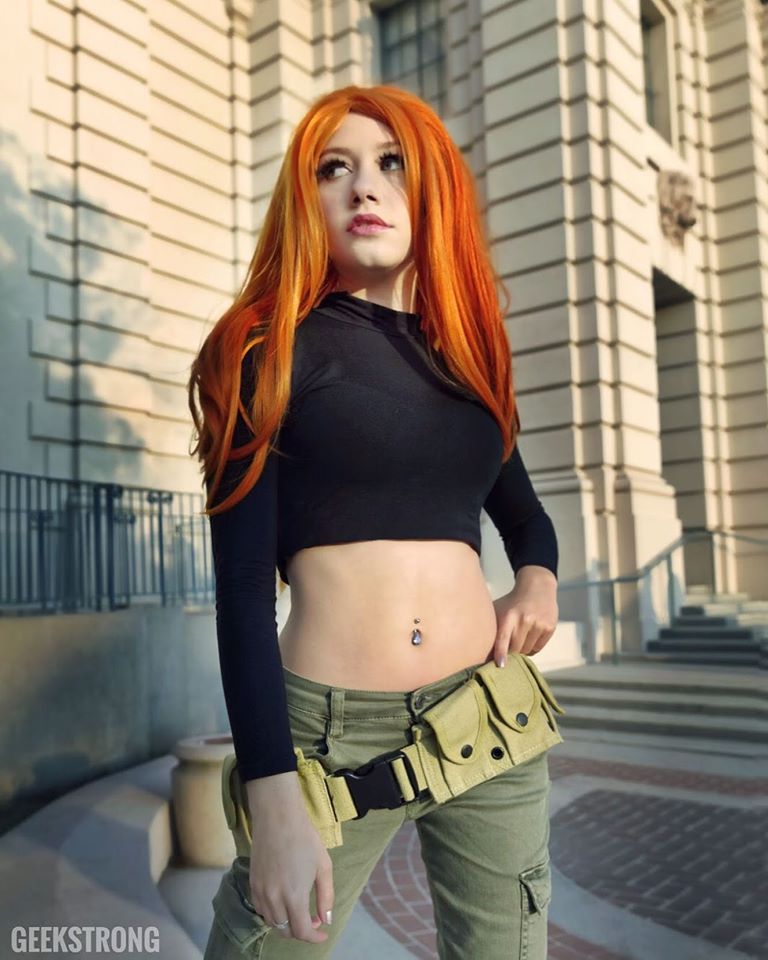 Calvin's Canadian Cave of Coolness: Kim Possible Cosplay By Daniella Claire