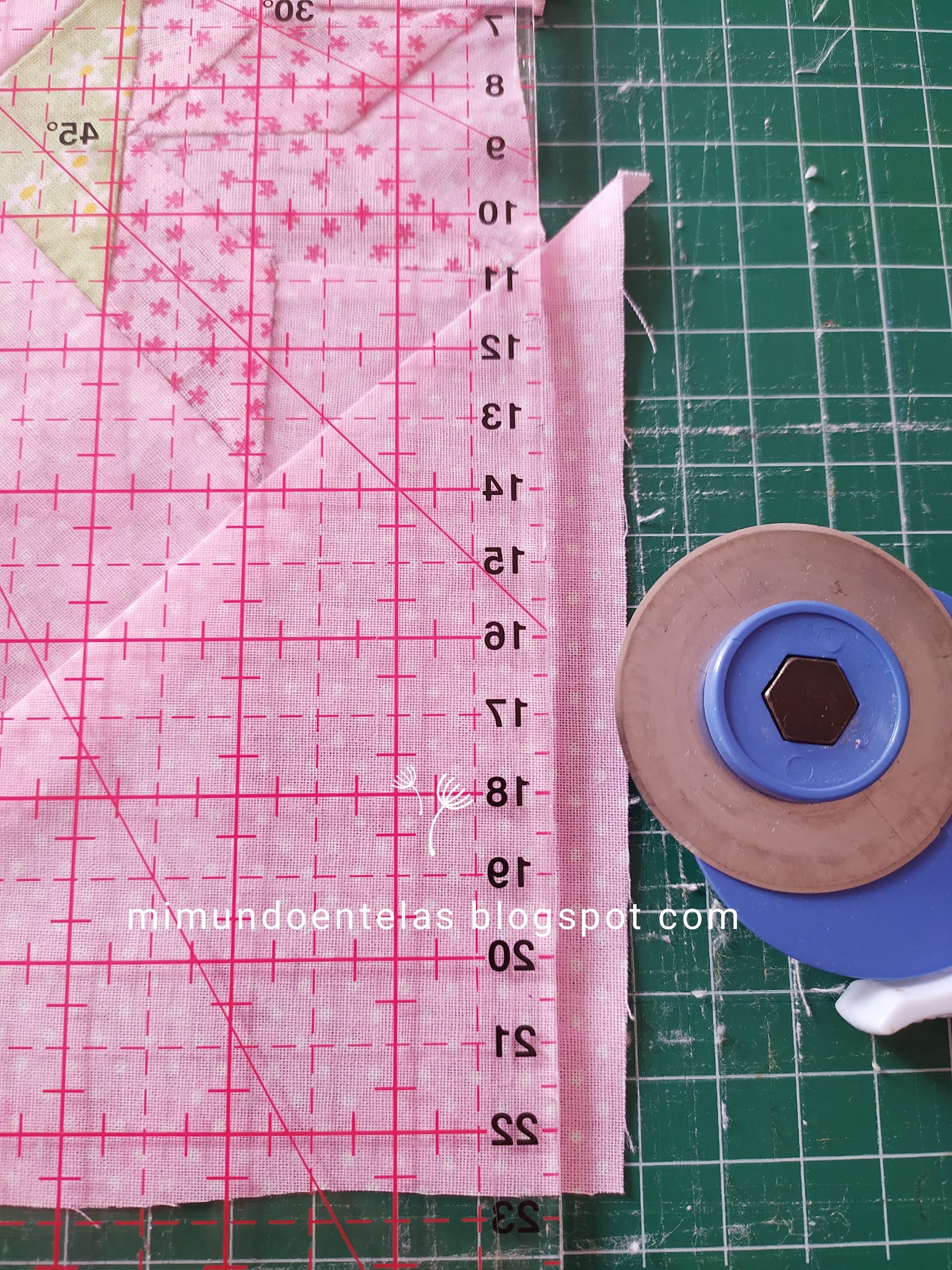 mimundoentelas.com: Patchwork tutorial: Flor de lis