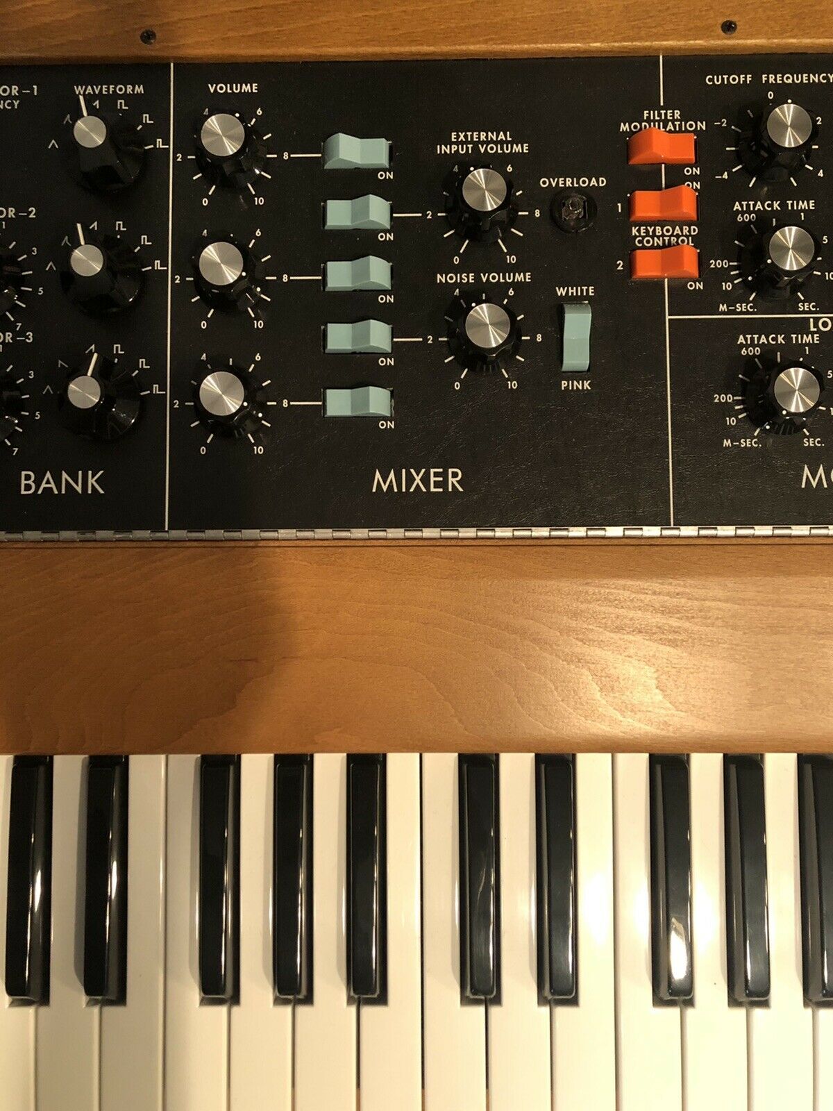 MATRIXSYNTH: Minimoog Model D Reissue SN 0139