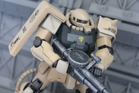 Dennis-Toys: 1/100 Customized Desert Zaku II (Zeon)