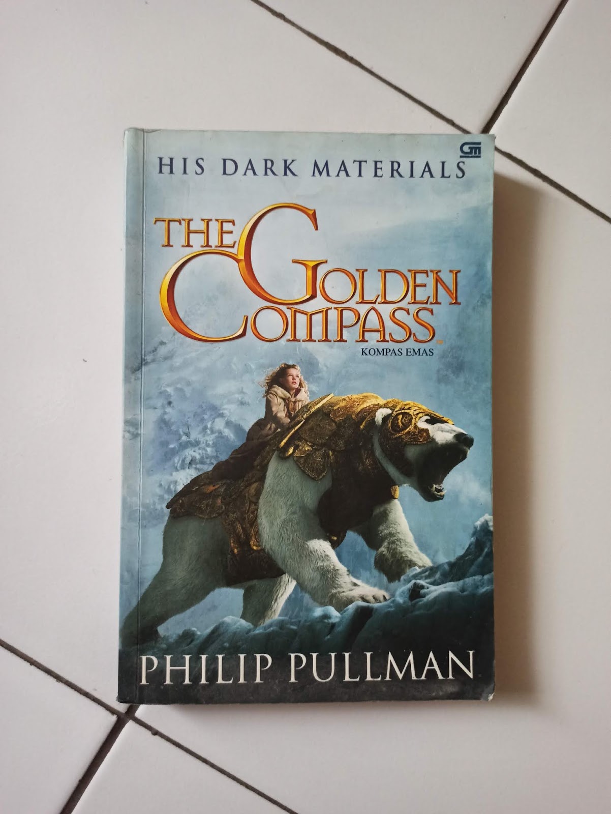 Novel The Golden Compass (Kompas Emas) | Aksiku Toko Buku Bekas Online