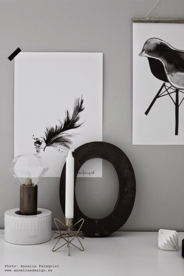 svart, vitt & rött: Lampa med diamantform