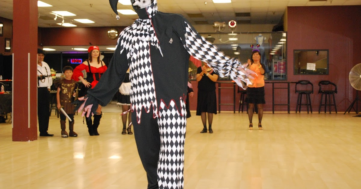 Vogue Dance Club - Line Dancing Classes & Party: Halloween Party 2011