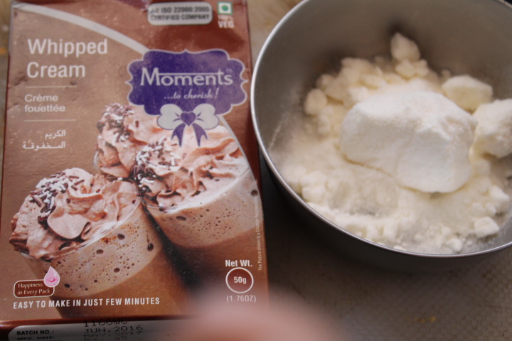 WHIPPED CREAM USING WHIPPED CREAM POWDER