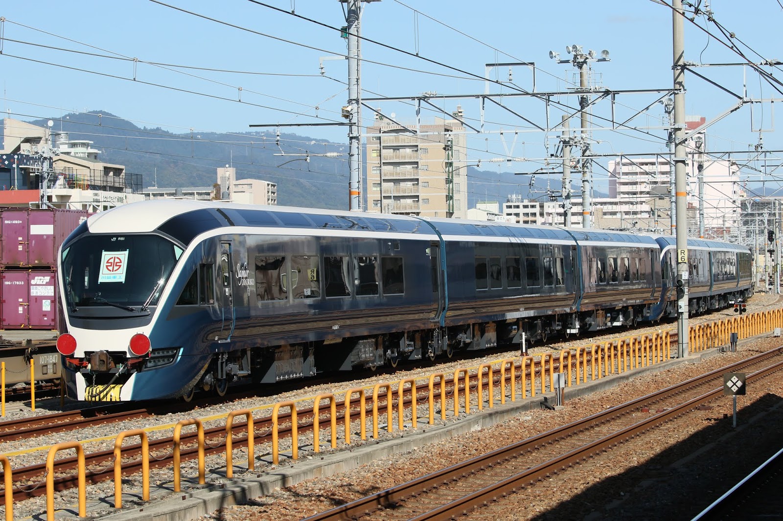 気の向くまま、赴くまま～Train Diary～: 甲種輸送 JR東日本E261系 サフィール踊り子