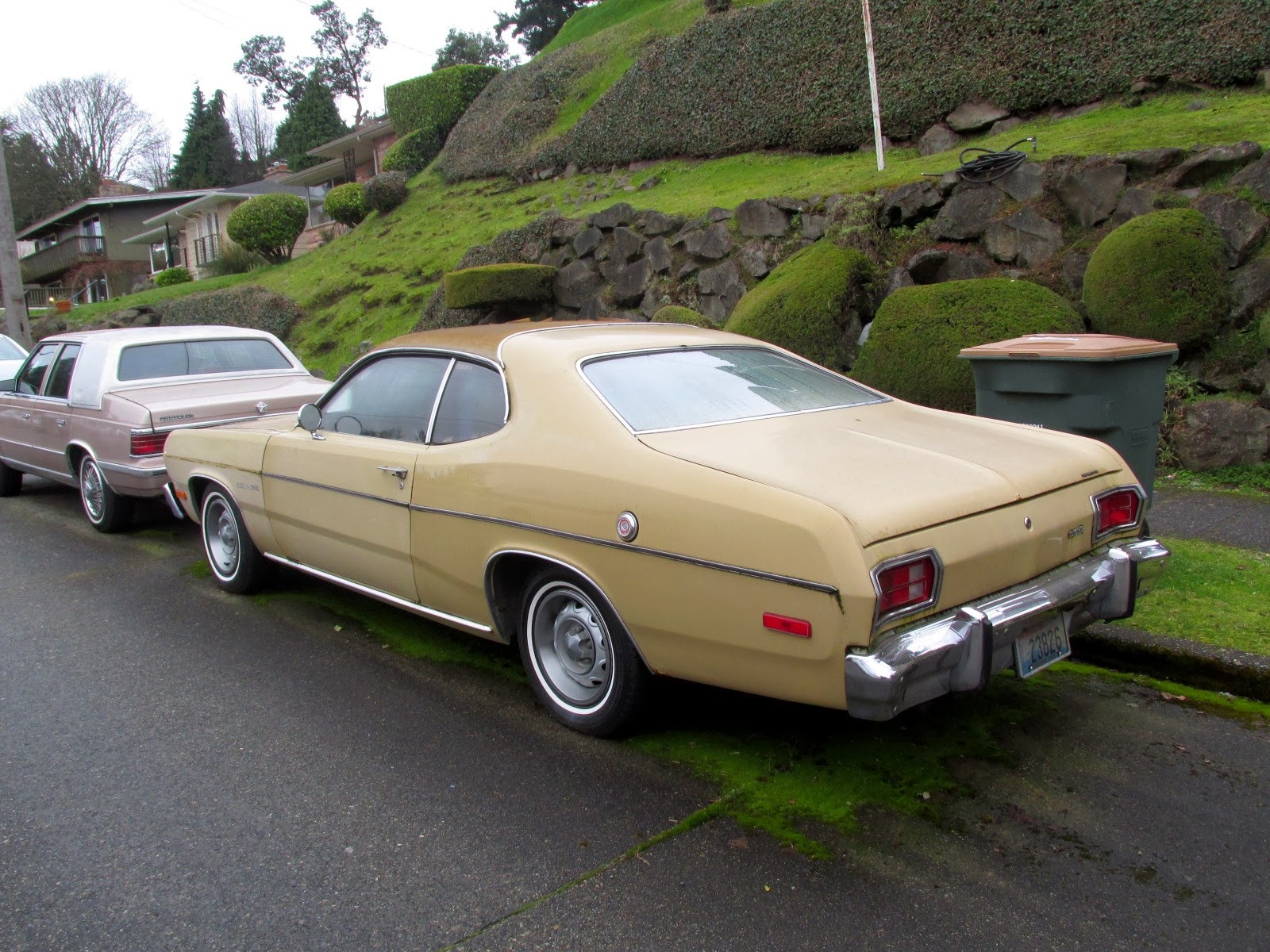 Seattle's Classics: 1974 Plymouth Gold Duster