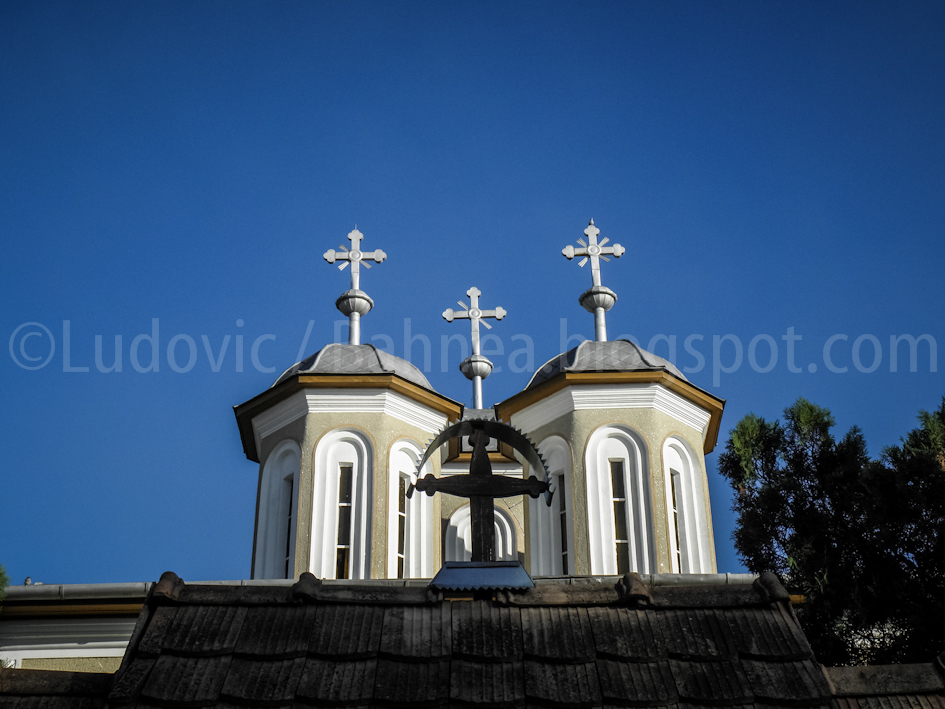 BAHNEA: L'EGLISE ORTHODOXE DE BAHNEA
