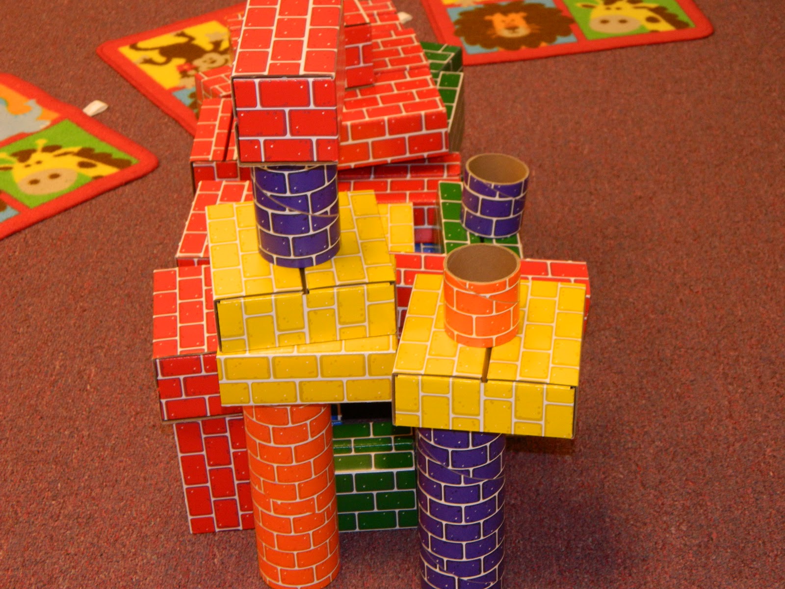 KIDDOS Build “Solomon’s Temple”