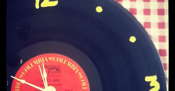 SOMETHiNG MONUMENTAL: DIY Vinyl Record Clock