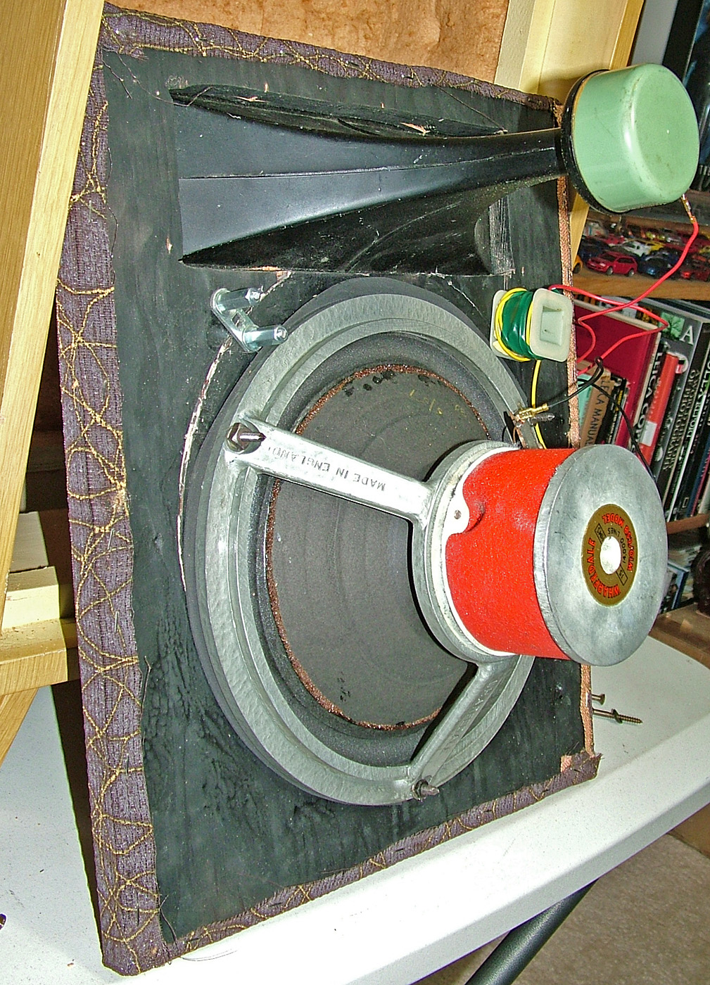 The Robb Collections: Modernization of a vintage corner-horn speaker