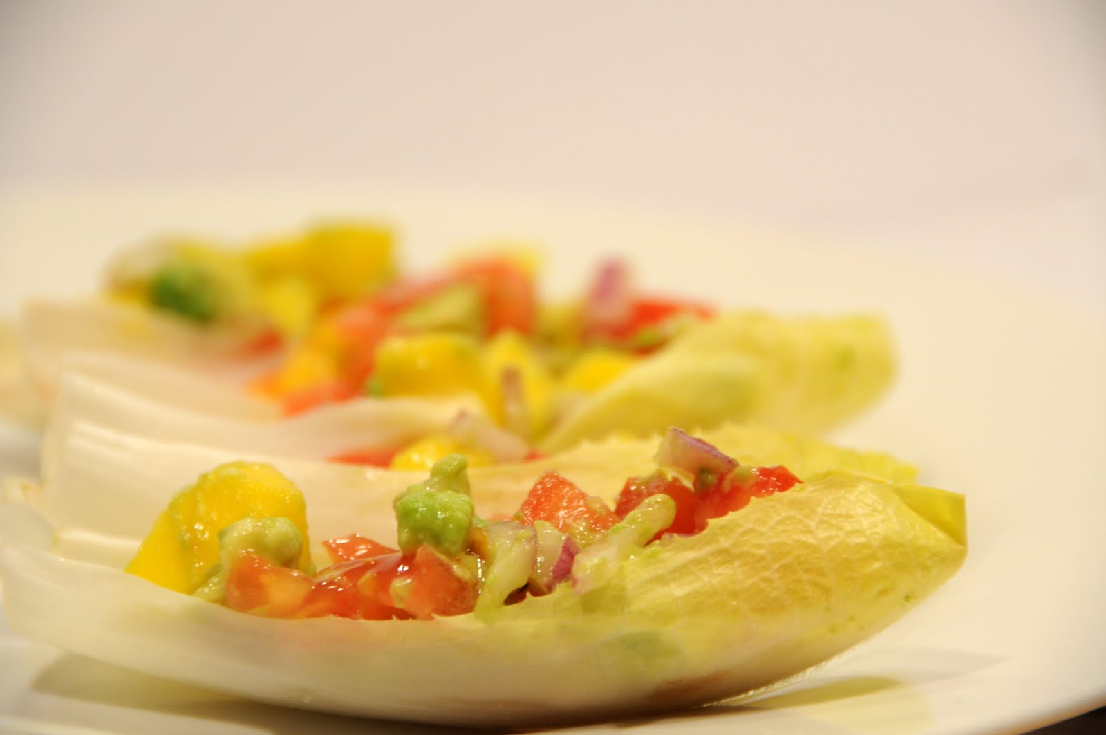 deliciously organized: endive leaves stuffed with mango salsa