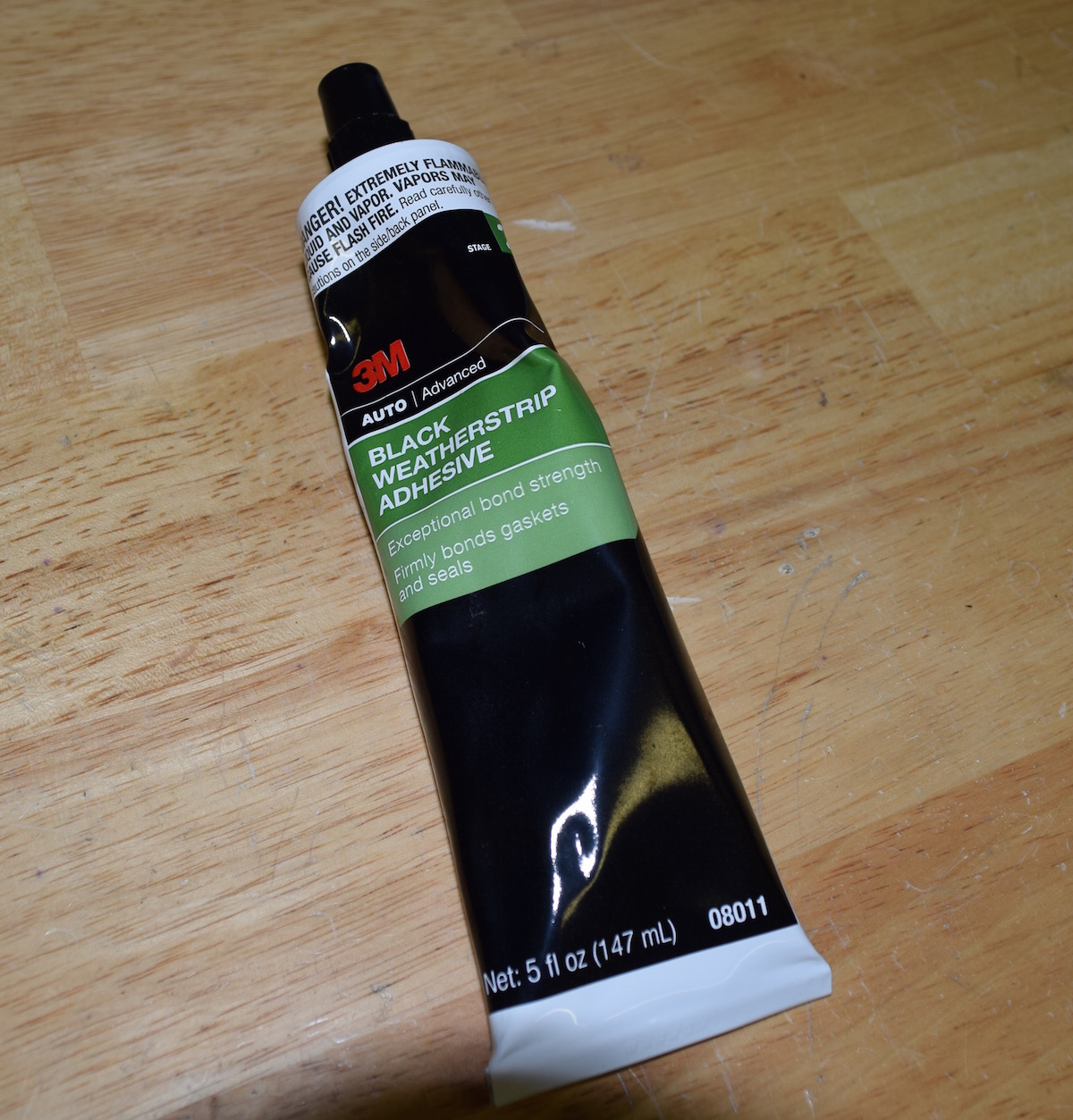 coupenut: The Spirit of Ron Stygar: "keeping the car fresh"