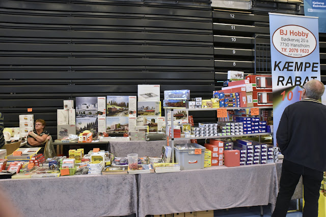 Sydvestjydsk - Modeljernbaneklub. Ølgod.: Hobbymesse i Kjellerup.
