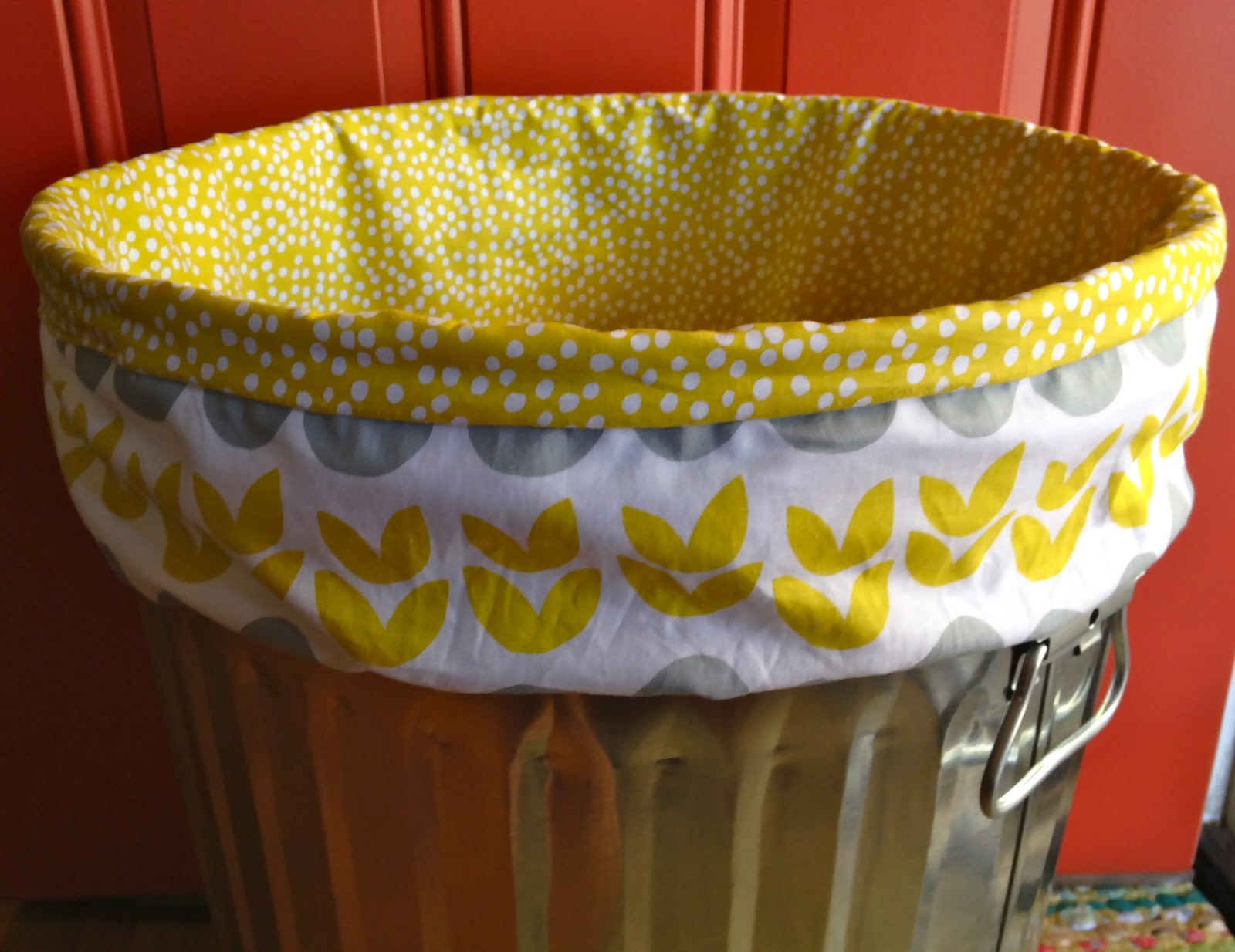Pretty Recycle Bin | Ivy & Co.